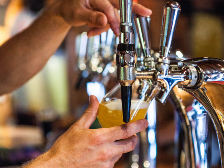 10 Best Bars In Destin, Florida - Florida Travel Inspiration