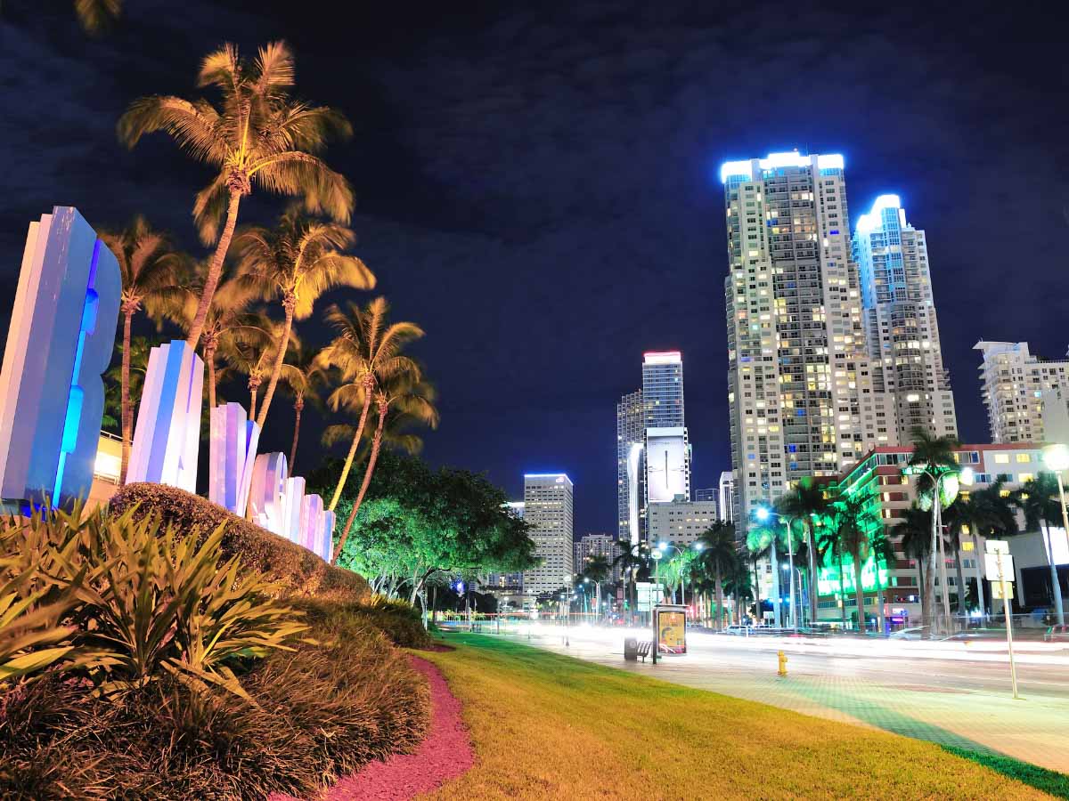25 Fun Things to Do in Miami at Night - Florida Travel Inspiration