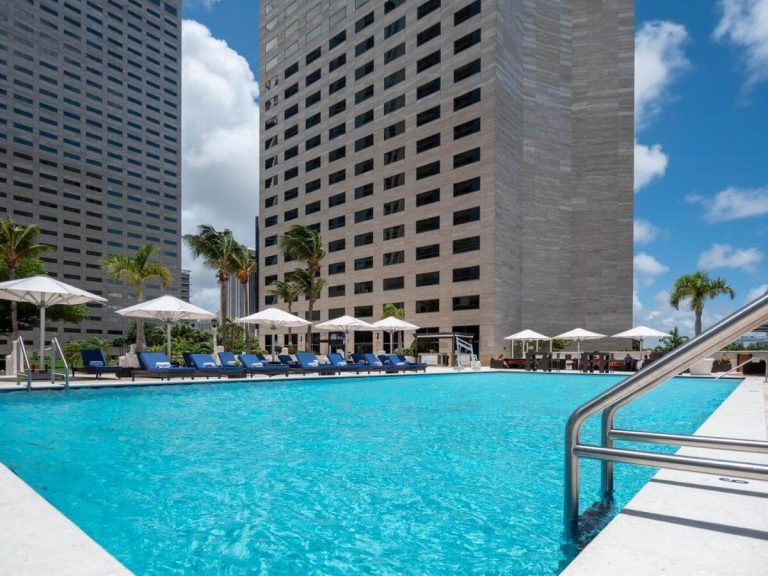 15 Best Hotels in Miami with Rooftop Pools - Florida Travel Inspiration
